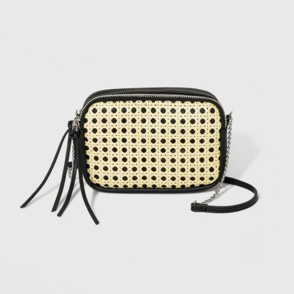 wild fable | Bags | Nwt Wild Fable Rattan Zip Closure Crossbody Bag ...